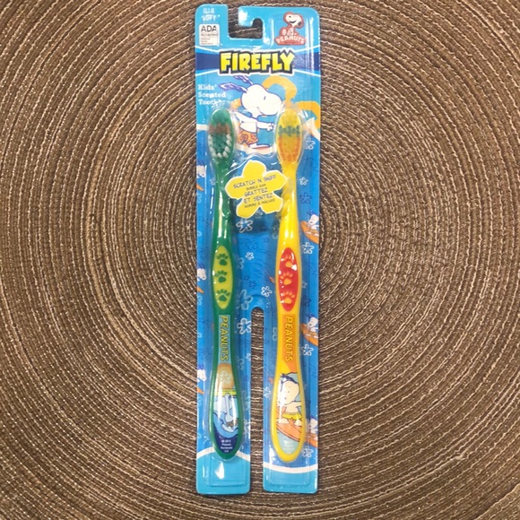 Peanuts | Bath, Skin & Hair | Peanuts Snoopy Surfing Toothbrush Set ...